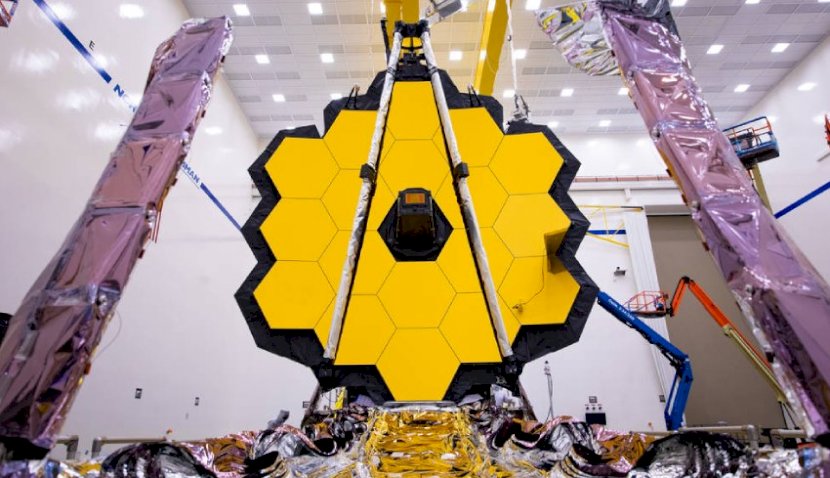 James Webb telescope will not be renamed, NASA says James Webb telescope will not be renamed, NASA says