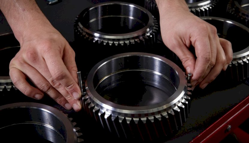 LM signs contract with Ronson Gears for satellite components